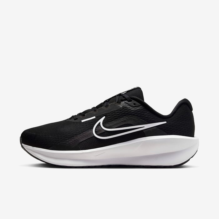 Nike size 42.5 | kotshino stores