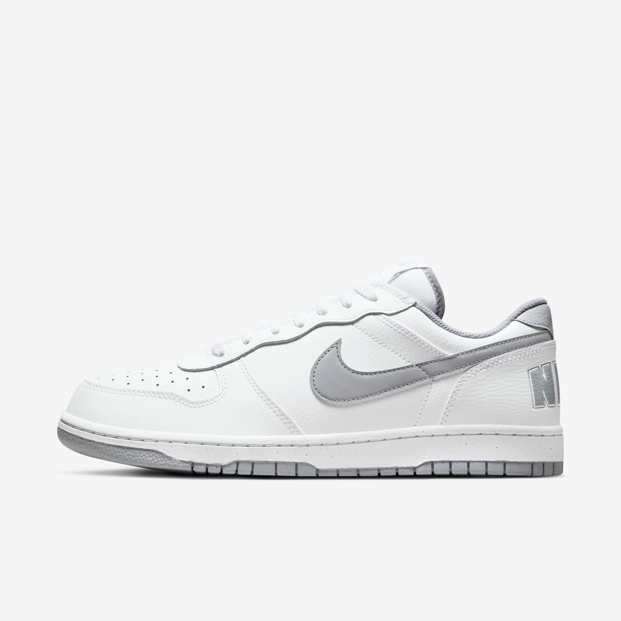 Nike size 43 | kotshino stores