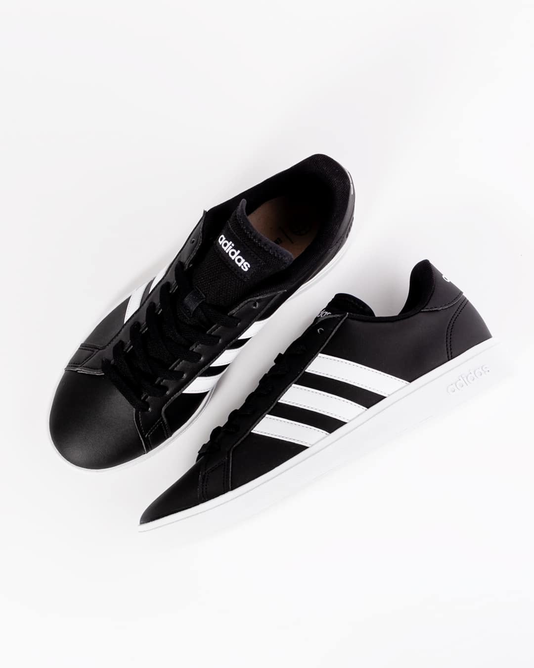adidas size 43.1 | kotshino stores