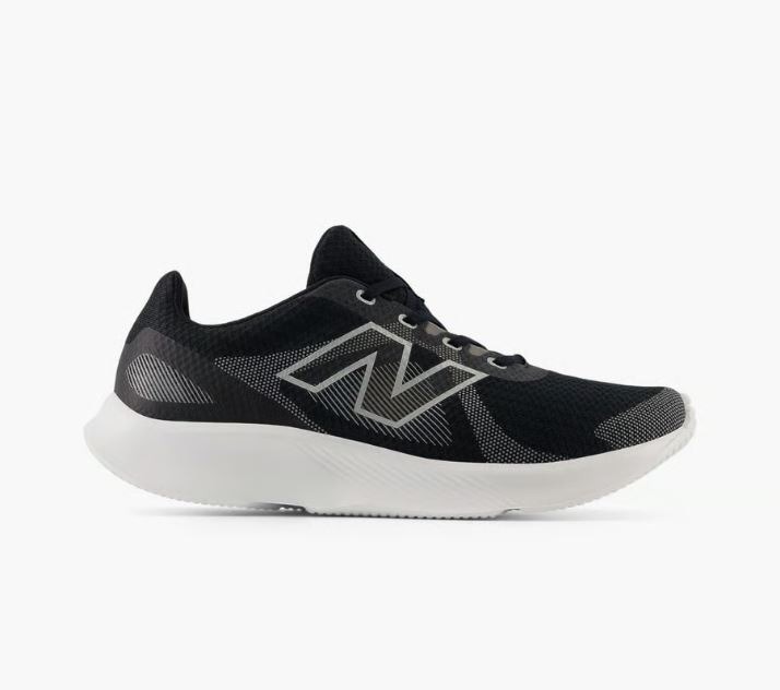 New Balance Size 43 | kotshino stores